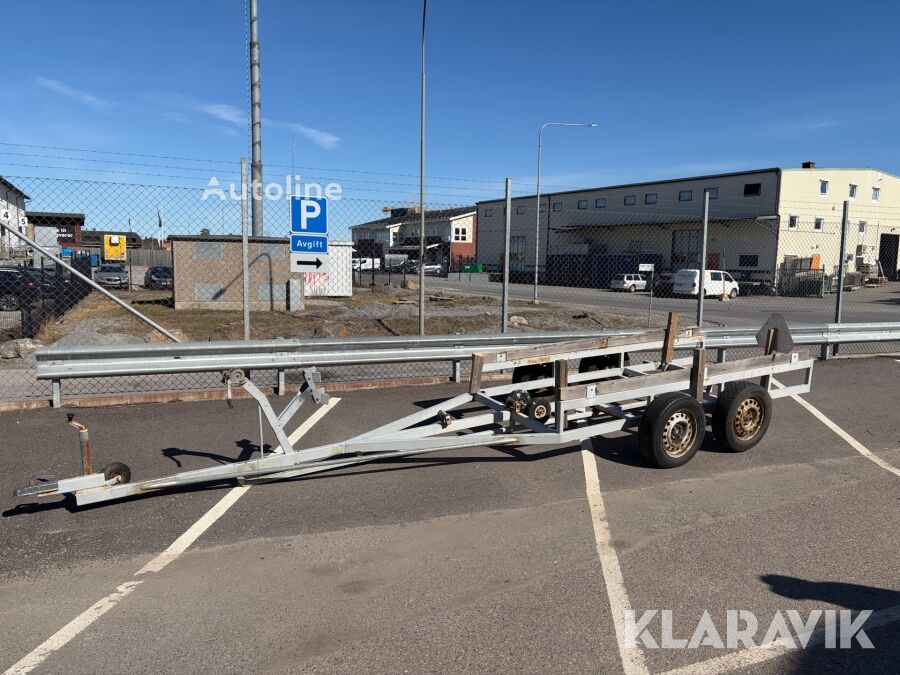 Prodaje se Båtkärra 30km/h prikolicu za čamac na aukciji