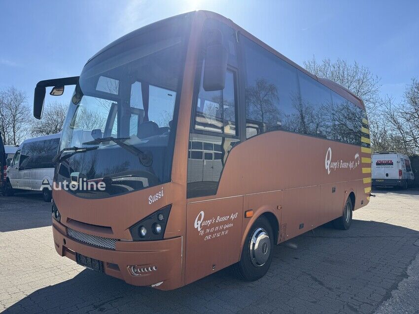 Isuzu Turquoise E6 NEES turistički autobus