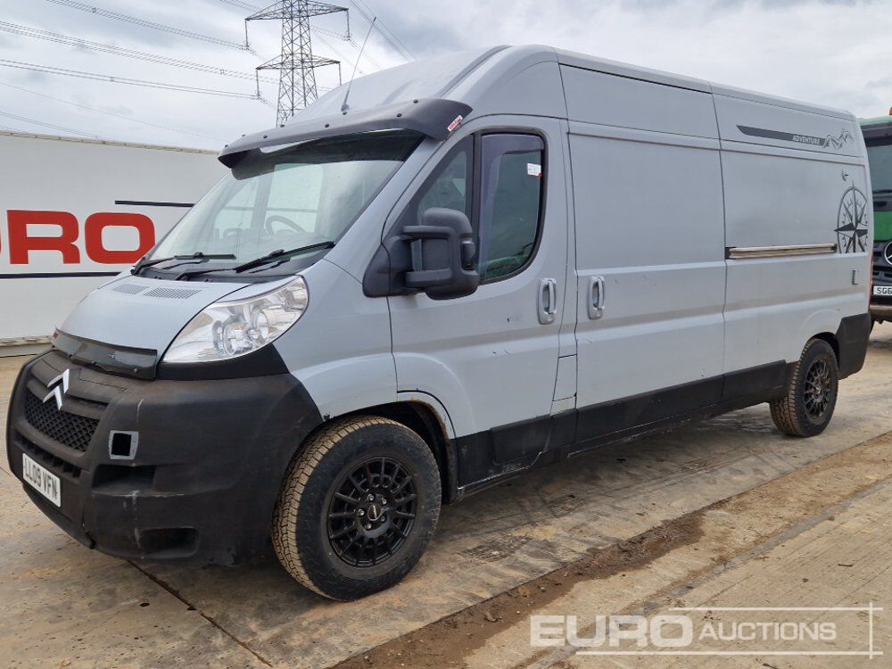 Prodaje se Citroen Relay 35L3 kamper kombi na aukciji