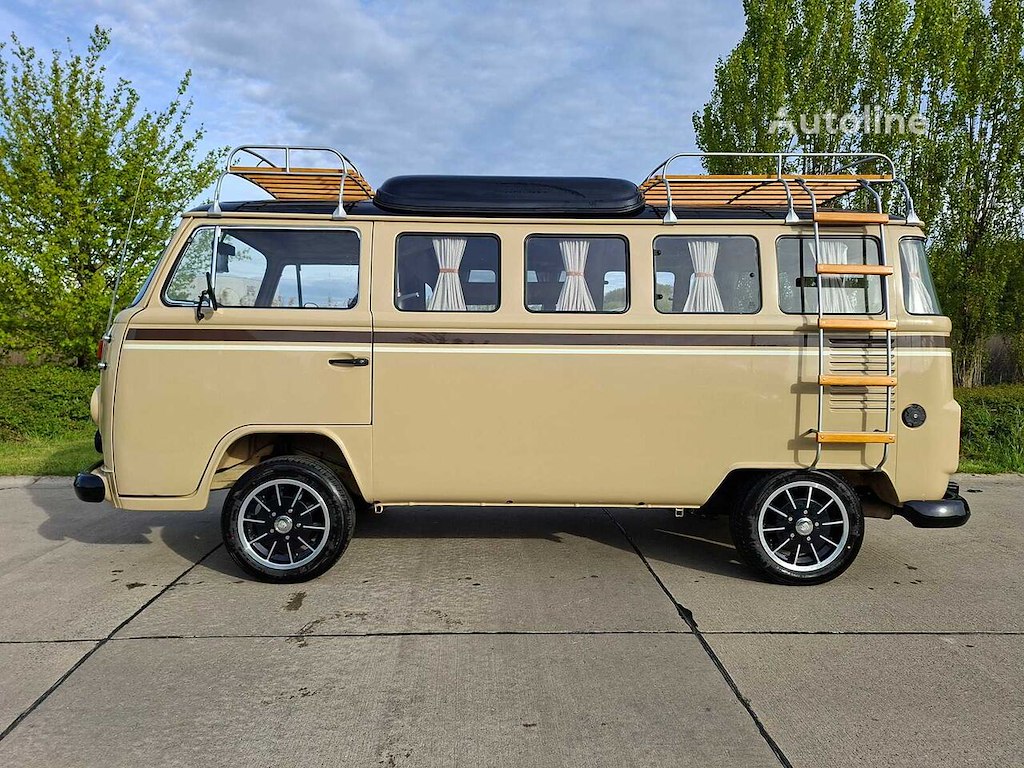 Prodaje se Volkswagen T2 CAMPER OLDTIMER kamper kombi na aukciji