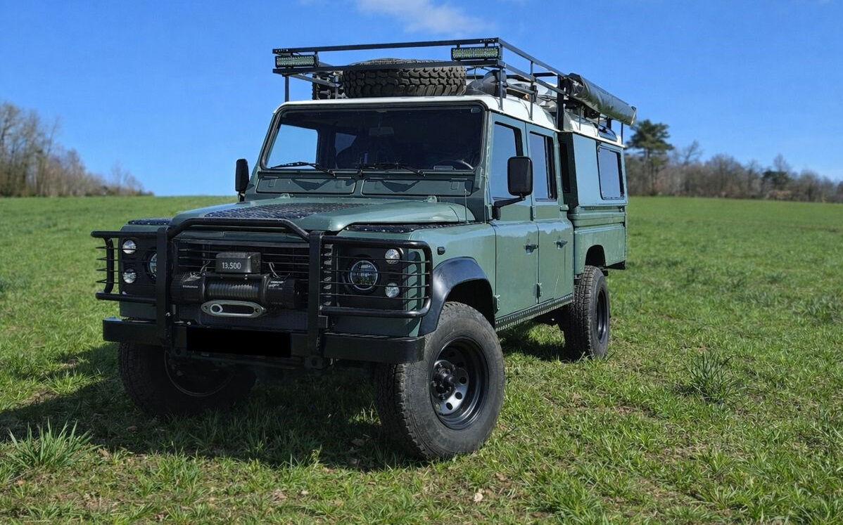 Land Rover Defender TD5 130 4x4 – Unique 2-in-1 Pickup with Camp kamper kombi