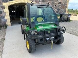 John Deere Gator HPX815E UTV