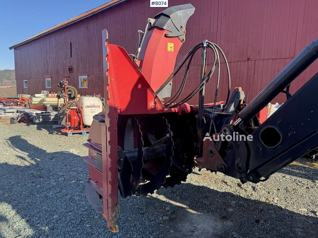 Dalen m/ hydraulisk tut montirani čistač snega