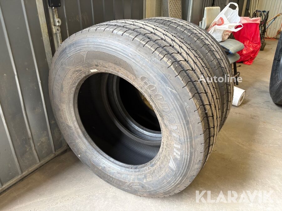 Prodaje se Goodyear KMAX S gumu za kamione na aukciji