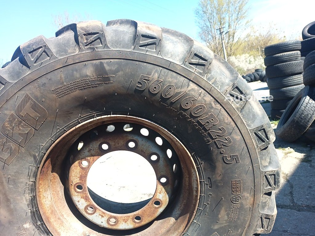 BKT 560/60 R22.5 guma za kamione