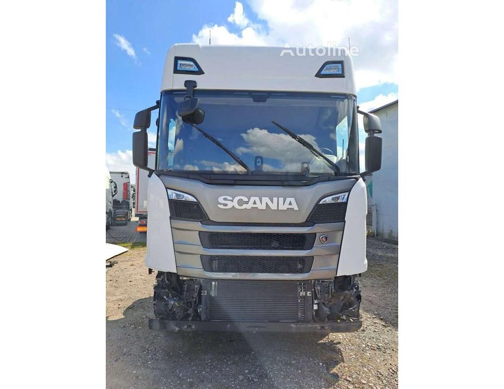 Prodaje se Scania R460 tegljač na aukciji