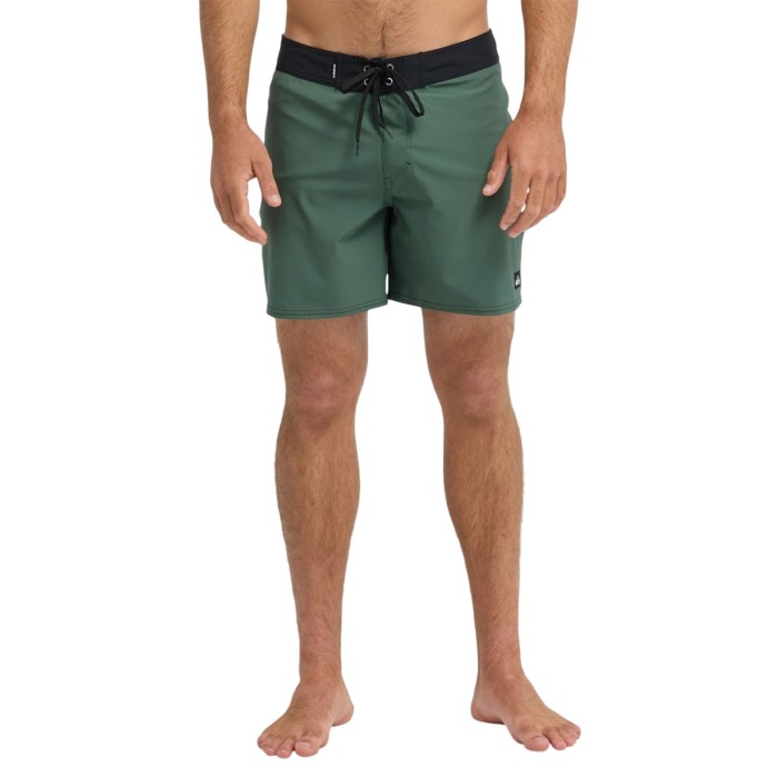 Quiksilver Surfsilk Kaimana šorc
