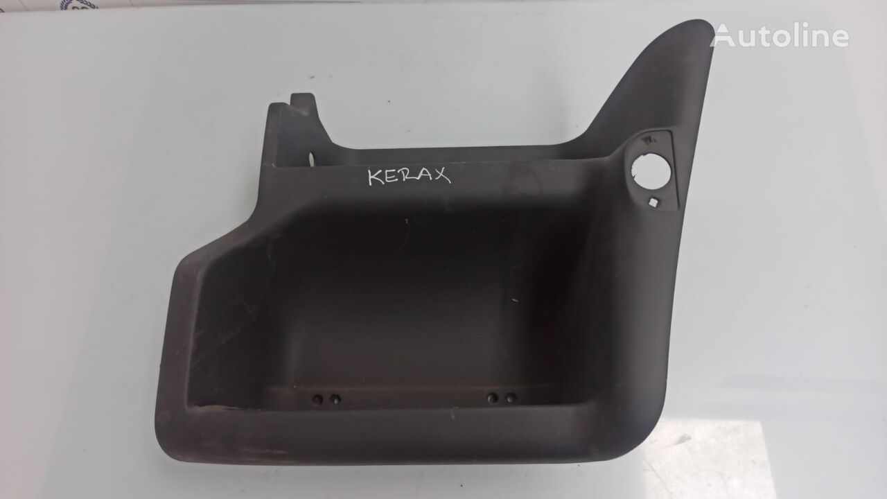 Renault Kerax / DXI11 Estribo Da Cabine DXI11;DXI13 5010225392 bočna stepenica za Renault kamiona