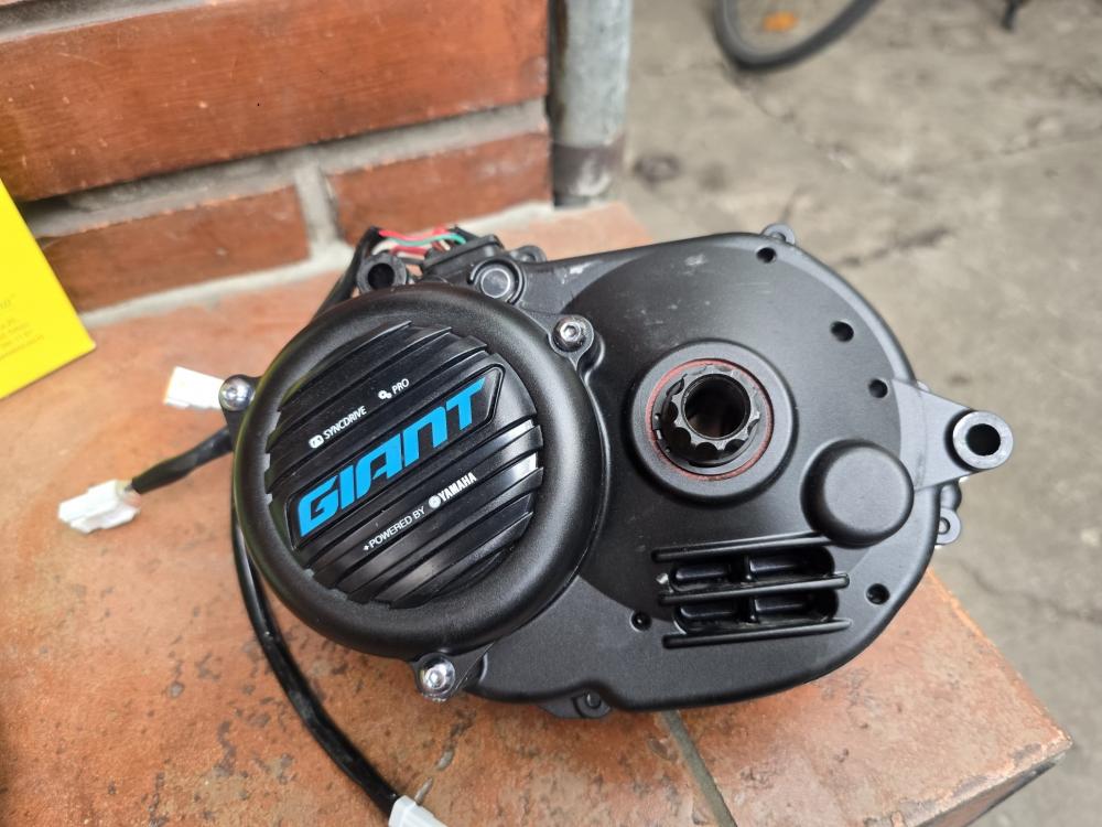 Giant yamaha SyncDryve pro motor 1770km