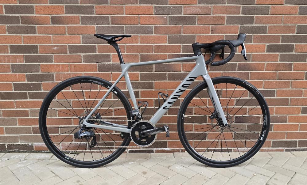 2022 Canyon Ultimate CF SL 8 Disc eTap