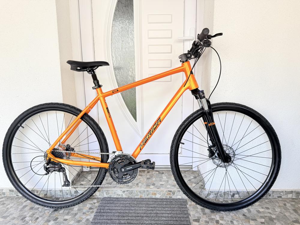 Merida Crossway 3x9 ( 2025 ) 28 L-Size NOVO