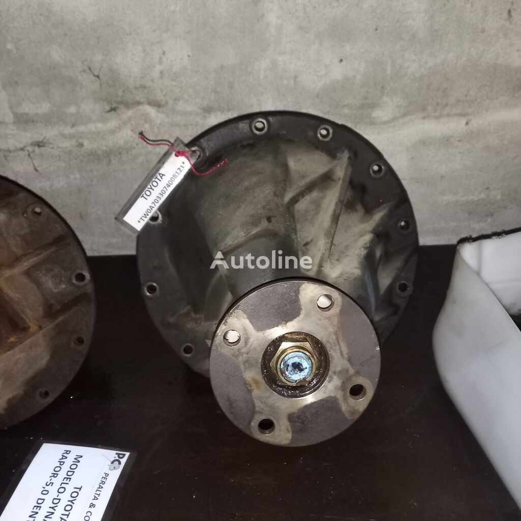 Toyota DYNA L 280 Diferencial L-280 R. 5,0 D TY008121U reduktor za kamiona