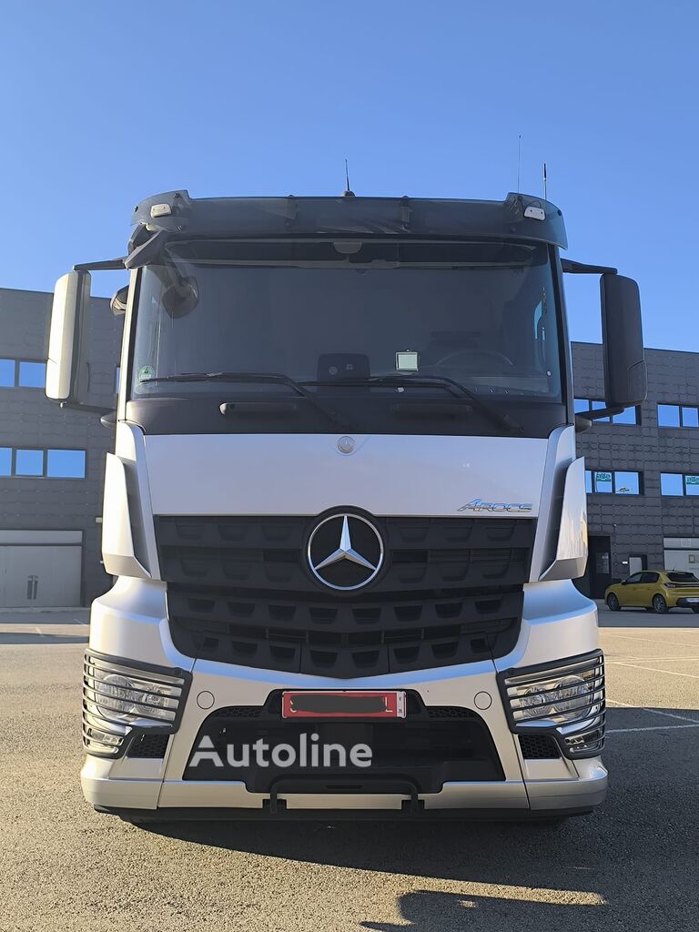 Novi Mercedes-Benz Arocs 1843 4x4 HIDRODIVE tegljač
