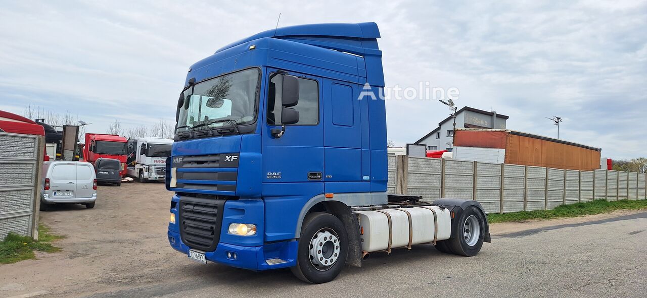 DAF XF 105 410 (EURO 5 / AIRCO) tegljač