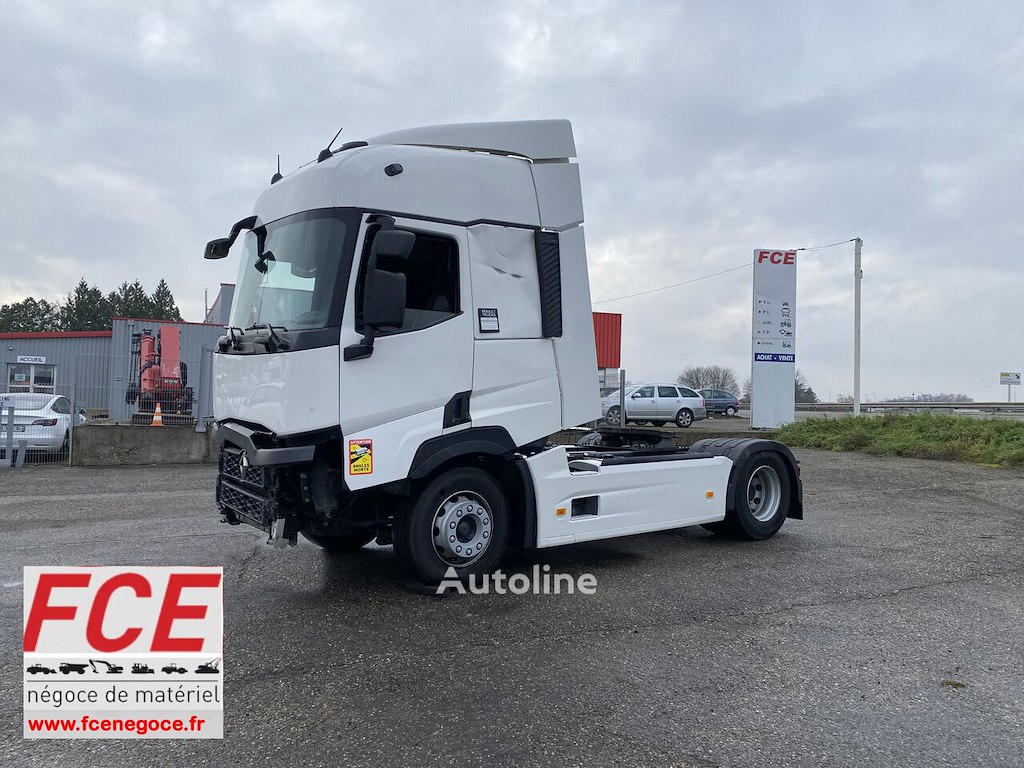 Renault T480 De13 Retarder tegljač nakon udesa