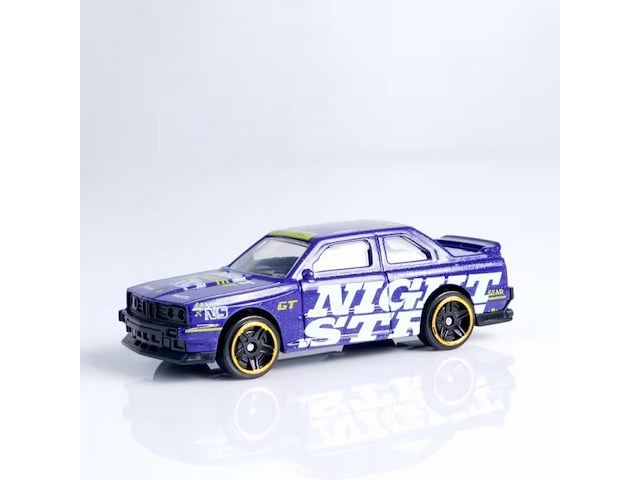 1:64 BMW M3, metalni autić