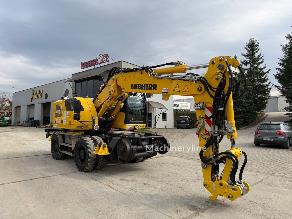 Liebherr A922 Rail Litronic bager na šinama