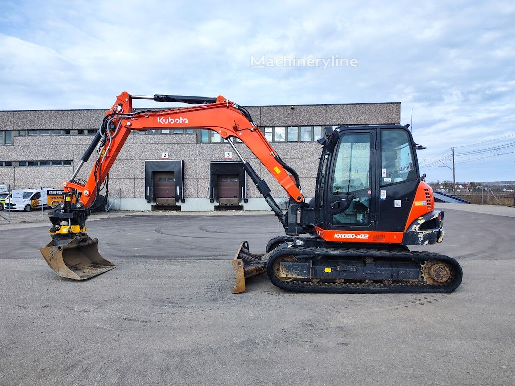 Prodaje se Kubota KX080-4A2 - kun 1858 timer – tiltrotator – meget godt utstyrt midi bager na aukciji