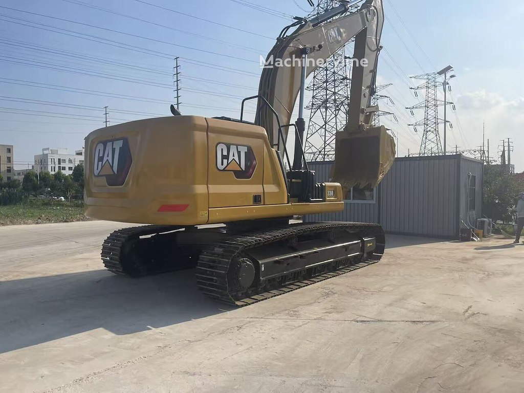 Caterpillar 330 bager guseničar