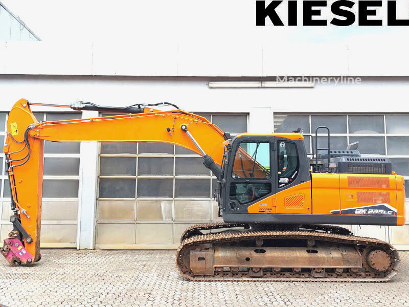 Doosan DX235LC-7 bager guseničar