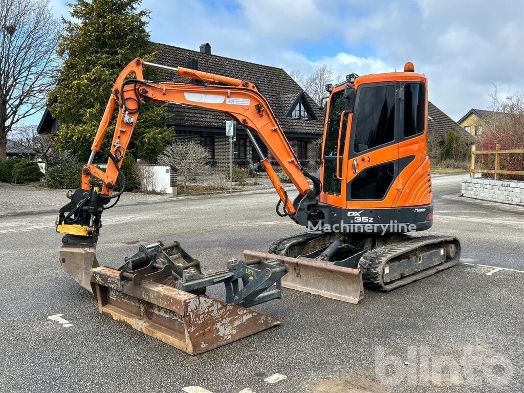 Prodaje se Doosan DX35Z mini bager na aukciji