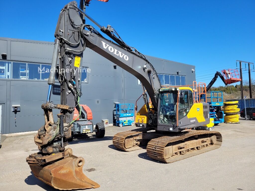 Prodaje se Volvo EC220EL bager guseničar na aukciji