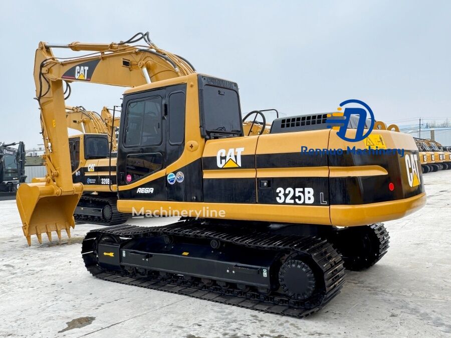Caterpillar 325B bager guseničar
