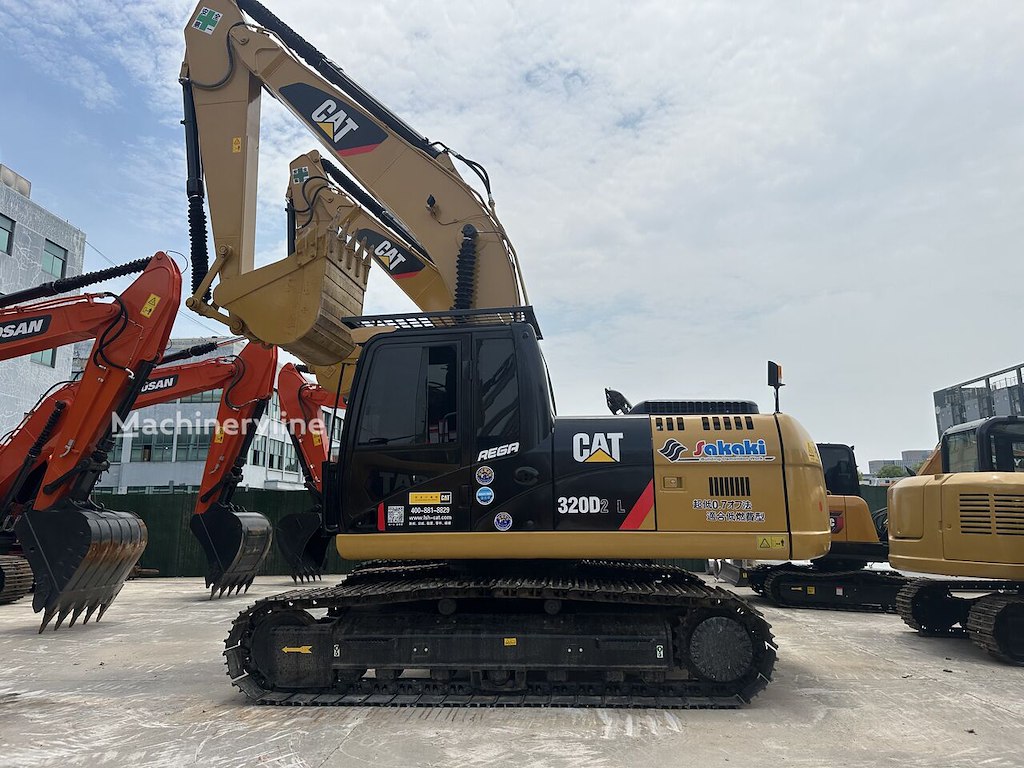 Caterpillar 320D2L bager guseničar