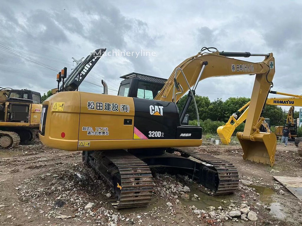 Caterpillar 320D2 bager guseničar