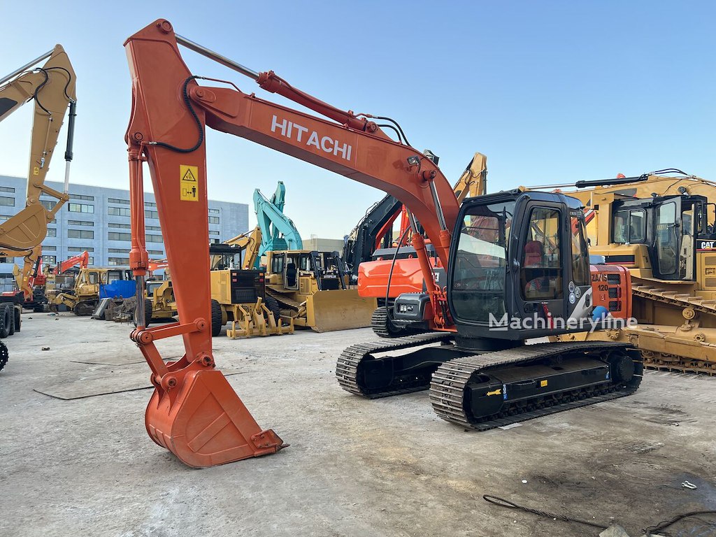 Hitachi ZX120 bager guseničar