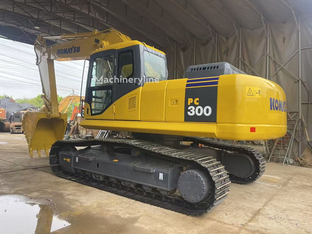 Komatsu PC300-7 bager guseničar