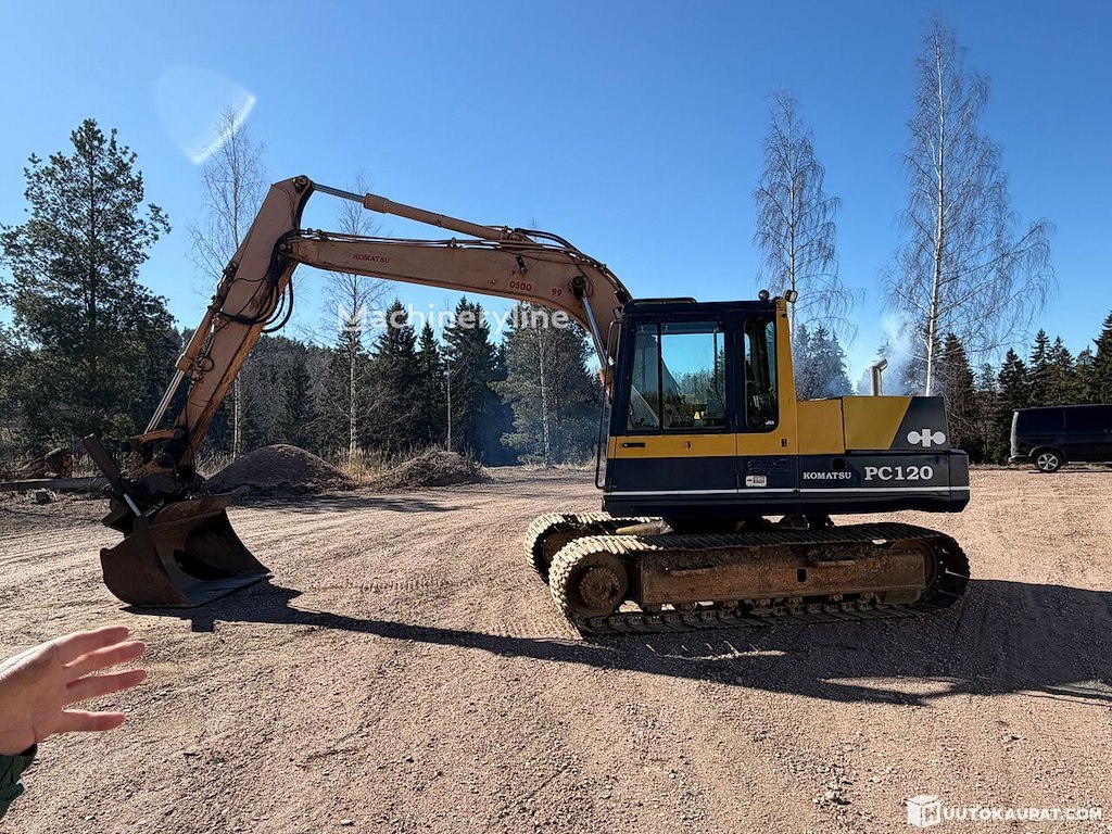 Prodaje se Komatsu PC120-3, excavator with four buckets, Salo bager guseničar na aukciji