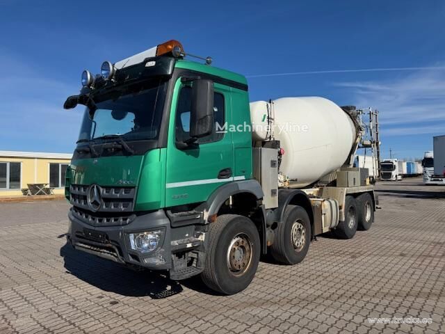 Mercedes-Benz Arocs 3246 kamion s mešalicom za beton
