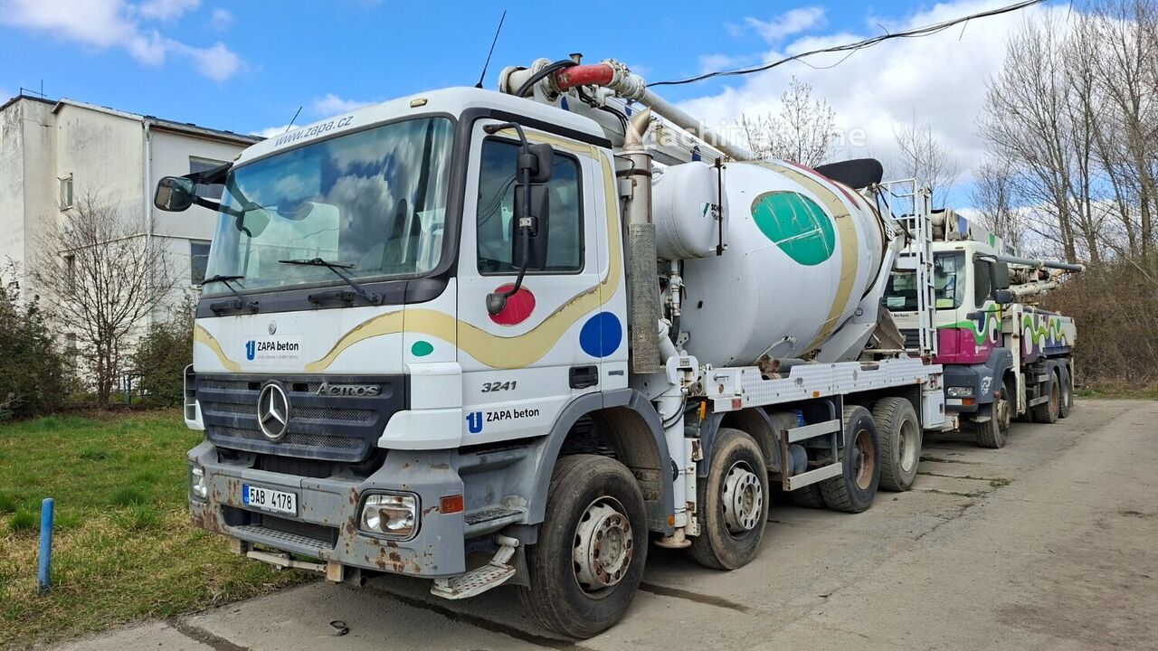 Prodaje se Mercedes-Benz ACTROS 3241 B 8X4 + SCHWING FBP 24-125 kamion s mešalicom za beton na aukciji