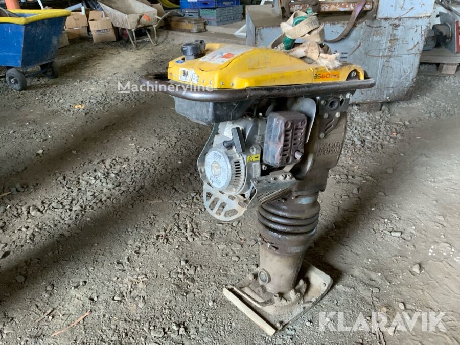 Prodaje se Wacker Neuson BS60-4S vibro ploču na aukciji