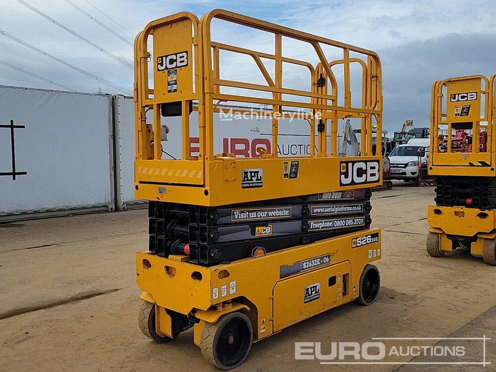 Prodaje se JCB S2632E hidrauličnu zglobnu platformu na aukciji