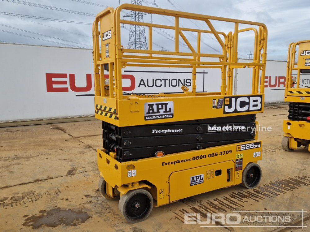 Prodaje se JCB S2632E hidrauličnu zglobnu platformu na aukciji