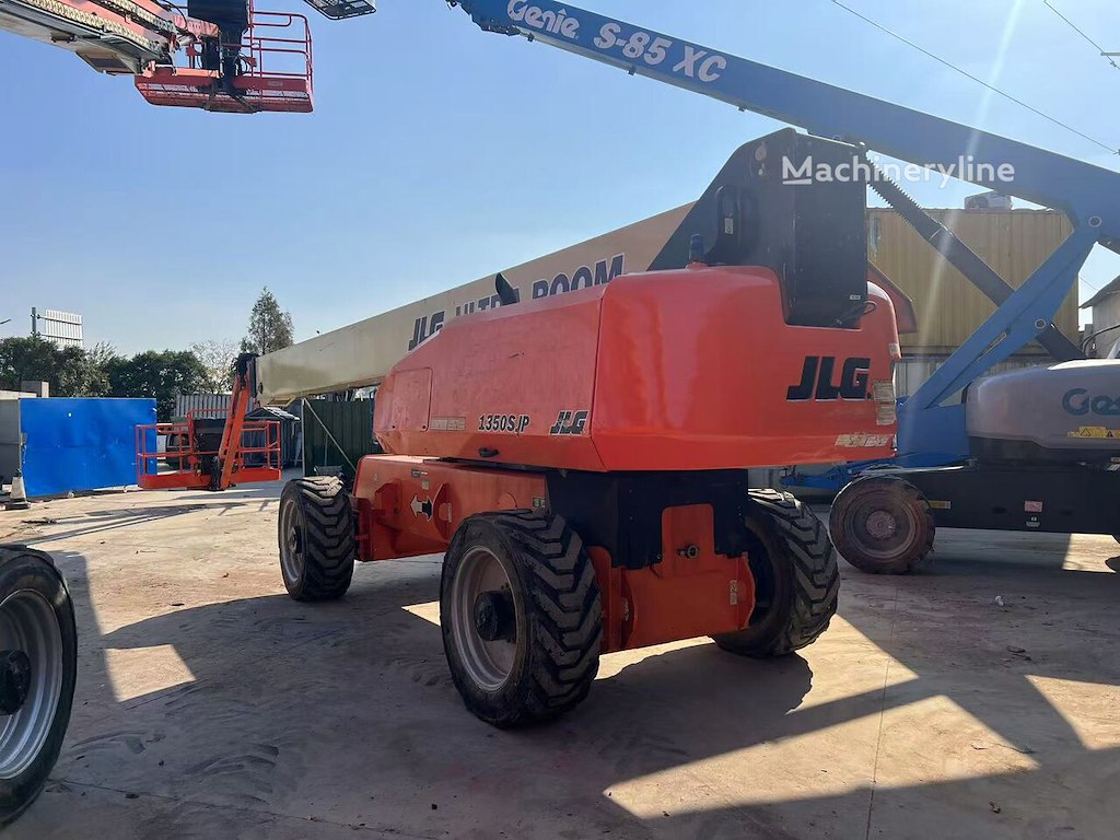 JLG 1350 teleskopska dizalica