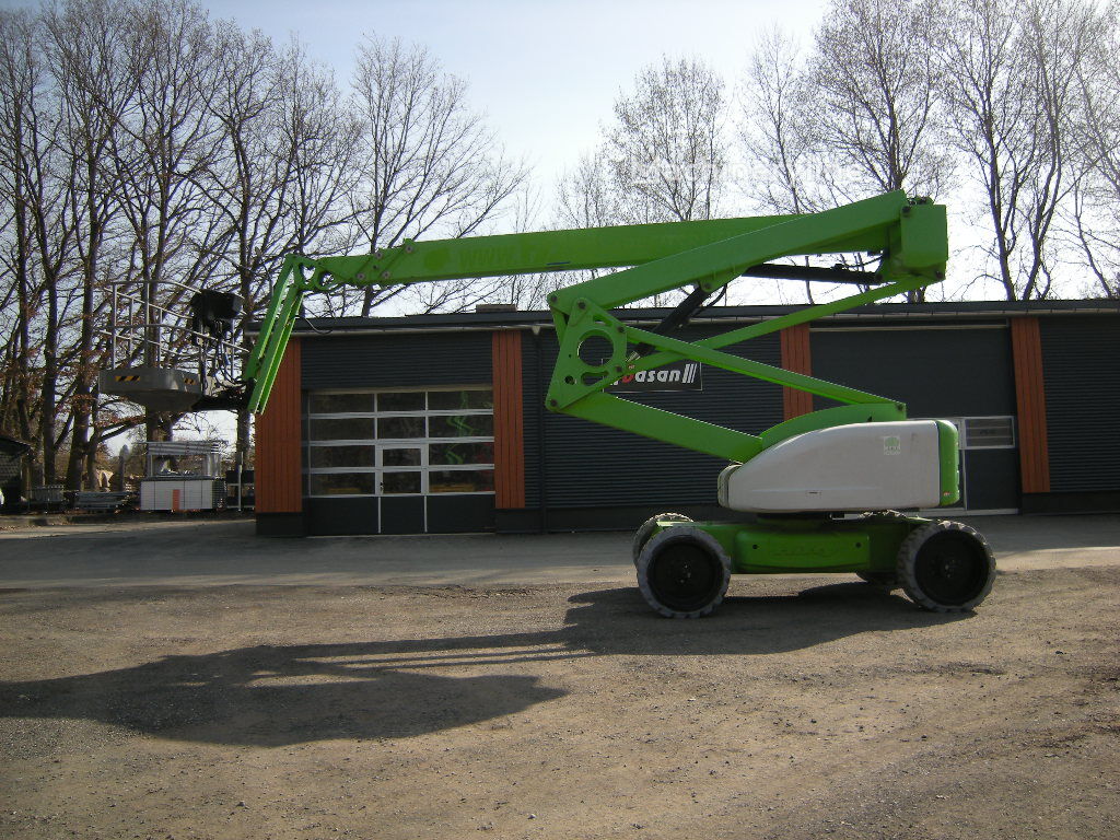 Niftylift HR 28 Hybrid Allrad hidraulična zglobna platforma