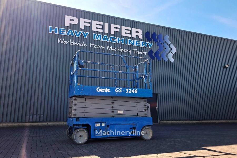 Genie GS3246 Electric, Working Height 11.75 m, 318kg Cap makazasta platforma
