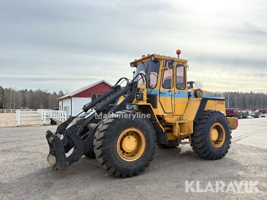 Prodaje se Volvo 4400 prednji utovarivač na aukciji
