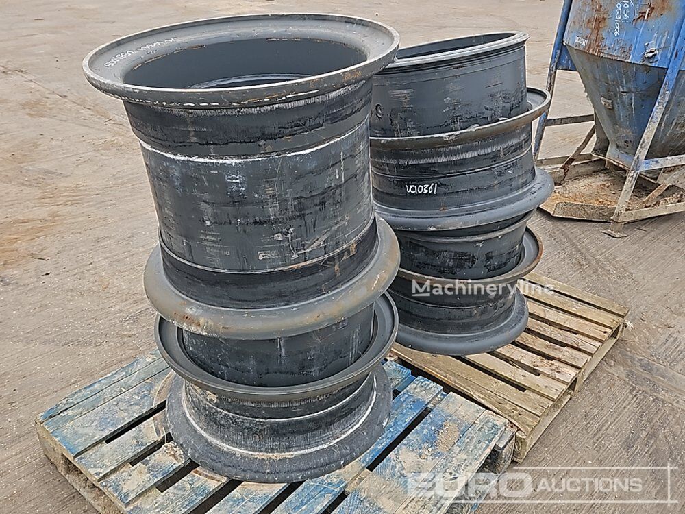 Prodaje se Steel Rims to suit Leibherr Loading Shovel gumi za prednje utovarivače na aukciji
