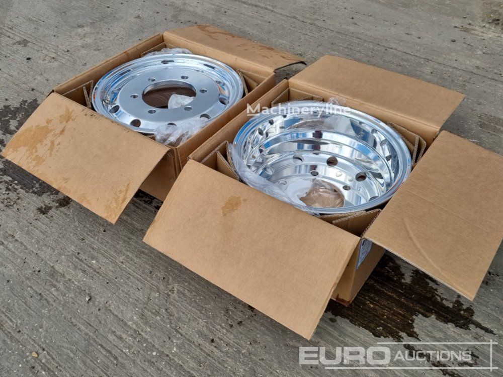 Prodaje se Solid X 16" Flat Face Iveco/Sprinter Off Set ET63.5 Solid Race A gumi za prednje utovarivače na aukciji