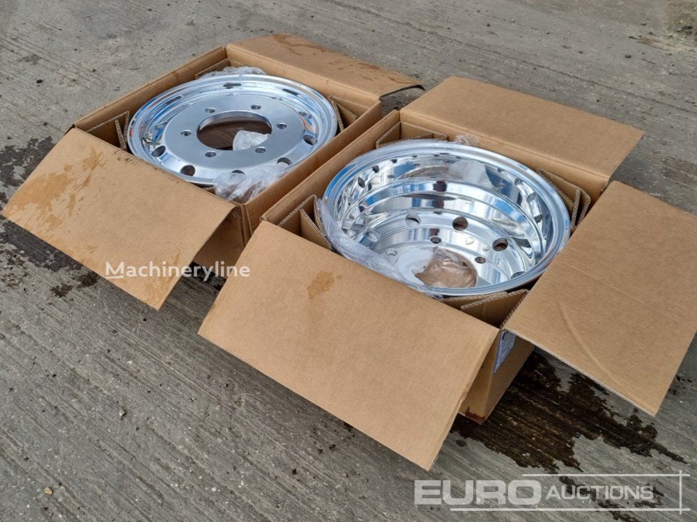 Prodaje se Solid X 16" Flat Face Iveco/Sprinter Off Set ET63.5 Solid Race A gumi za prednje utovarivače na aukciji