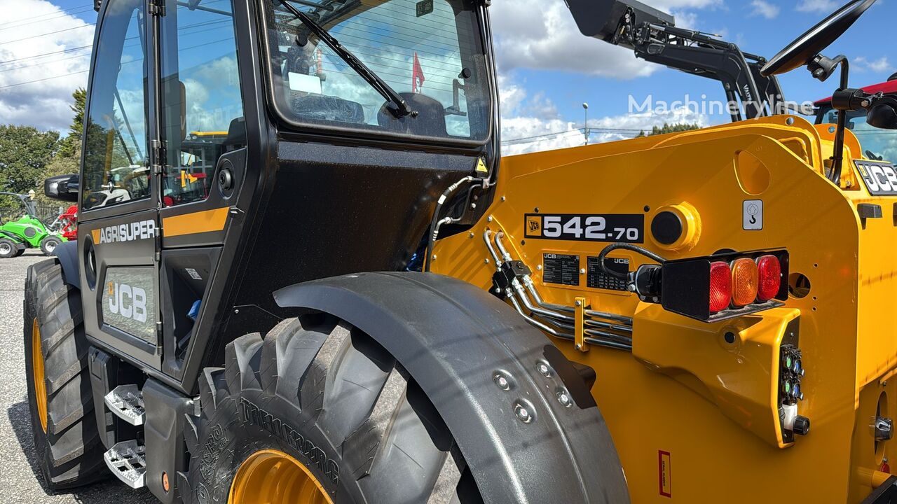 JCB 542-70 rotacioni teleskopski utovarivač