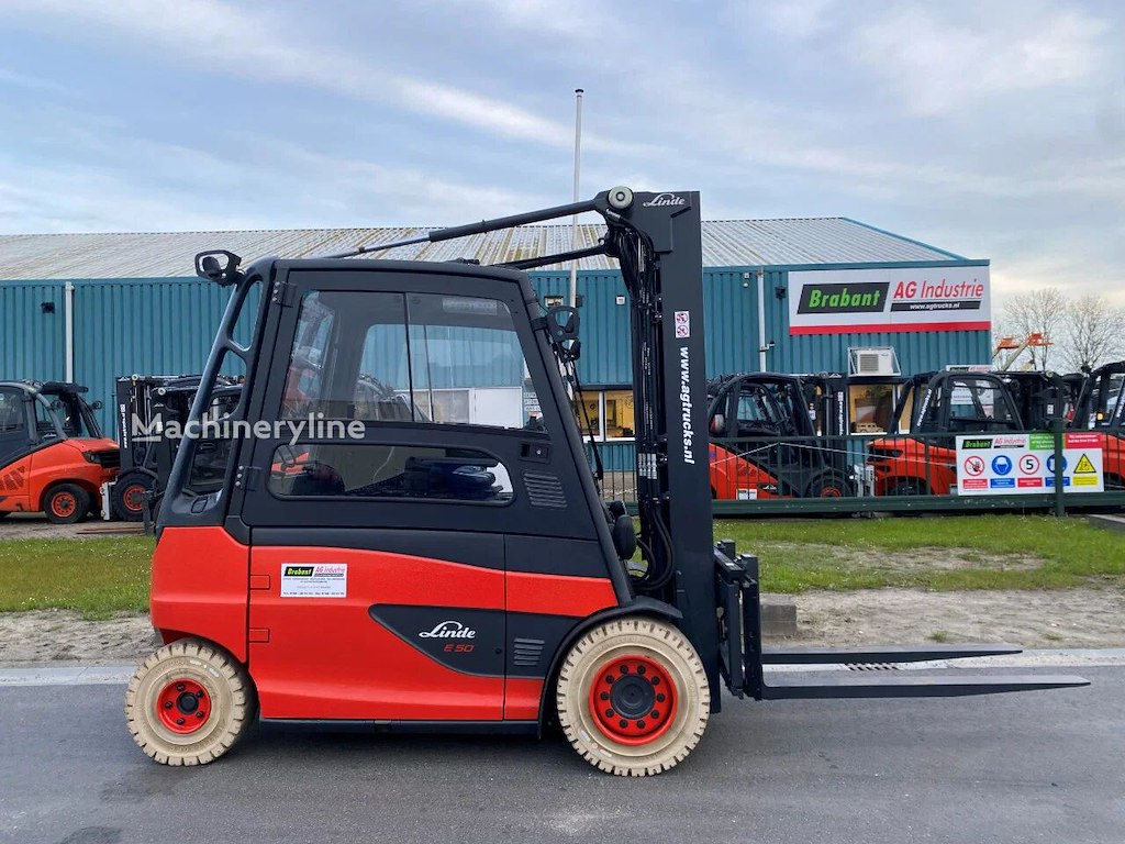 Linde E50HL-01 električni viljuškar