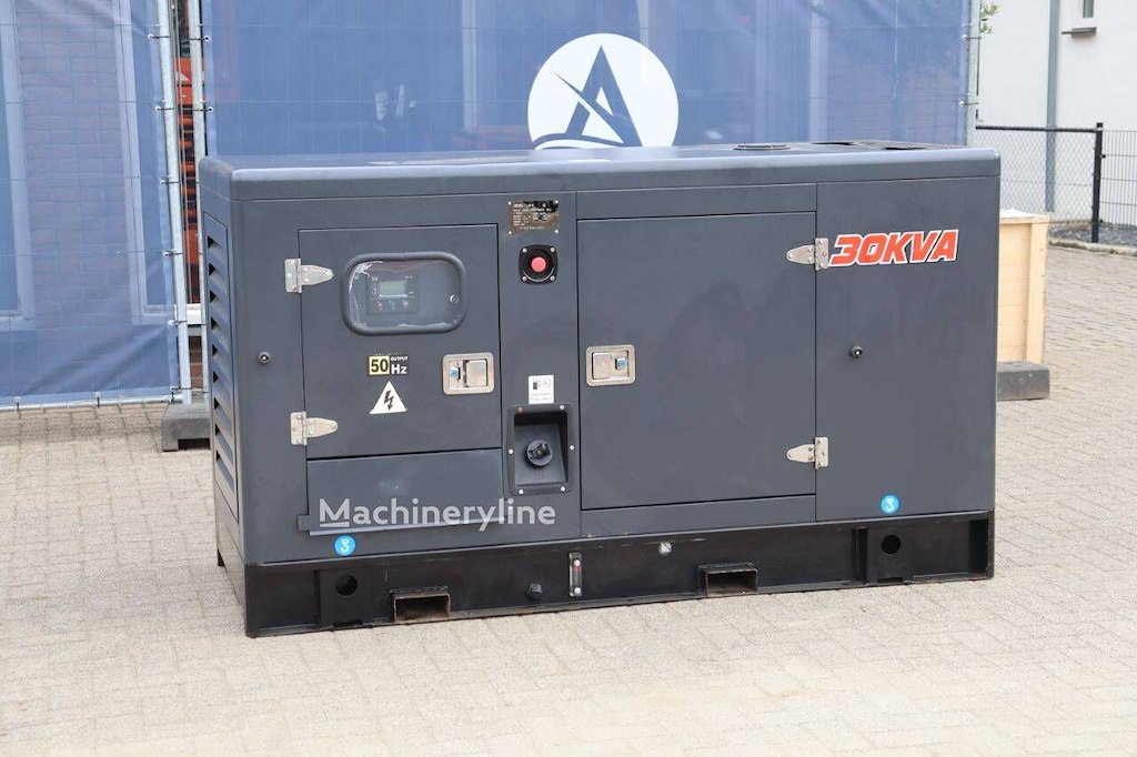 Prodaje se Power Silent AG-30 diesel generator na aukciji