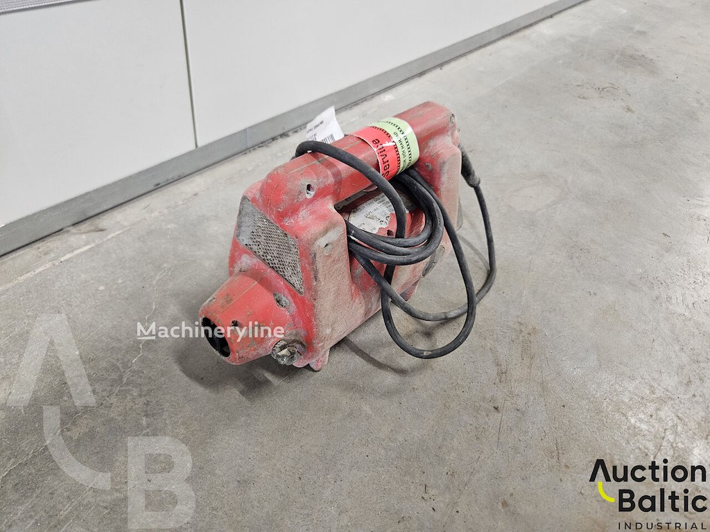 Prodaje se Paclite CMP 230 električni pogon za Paclite CMP 230 vibratora za beton na aukciji