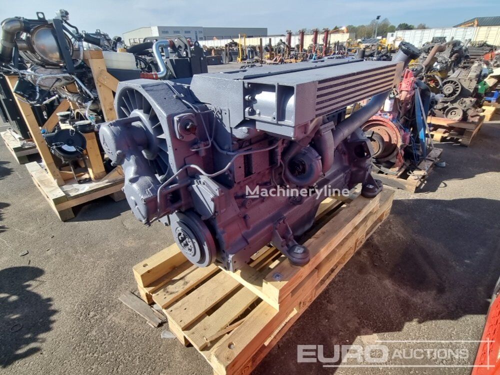 Prodaje se Deutz BF6L513RC motor za građevinske mašine na aukciji