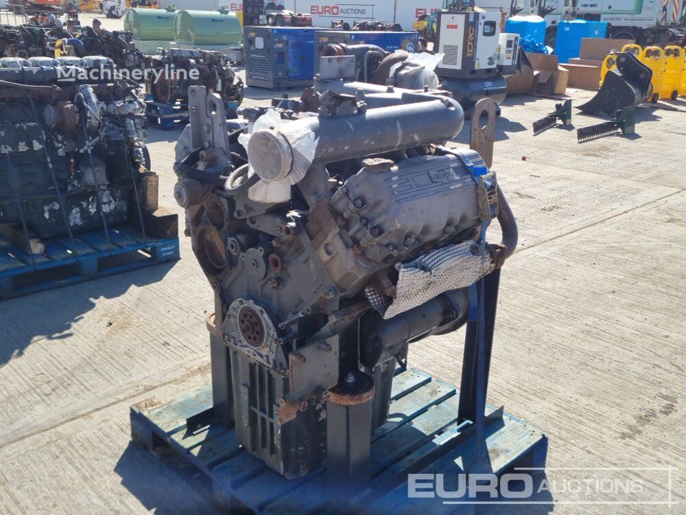 Prodaje se Doosan Engine motor za Doosan građevinske mašine na aukciji